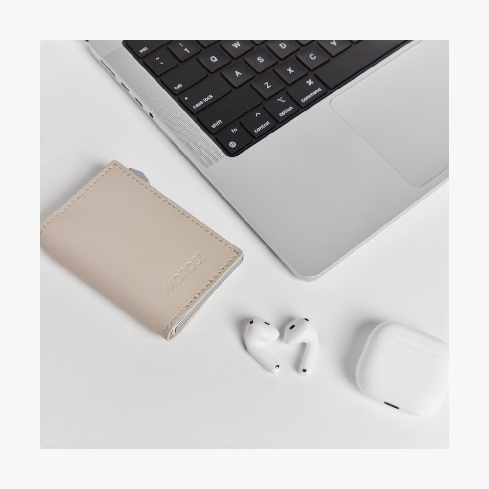 Slim Wallet Pro, RFID blocking aluminum | Monos Luggage & Bags