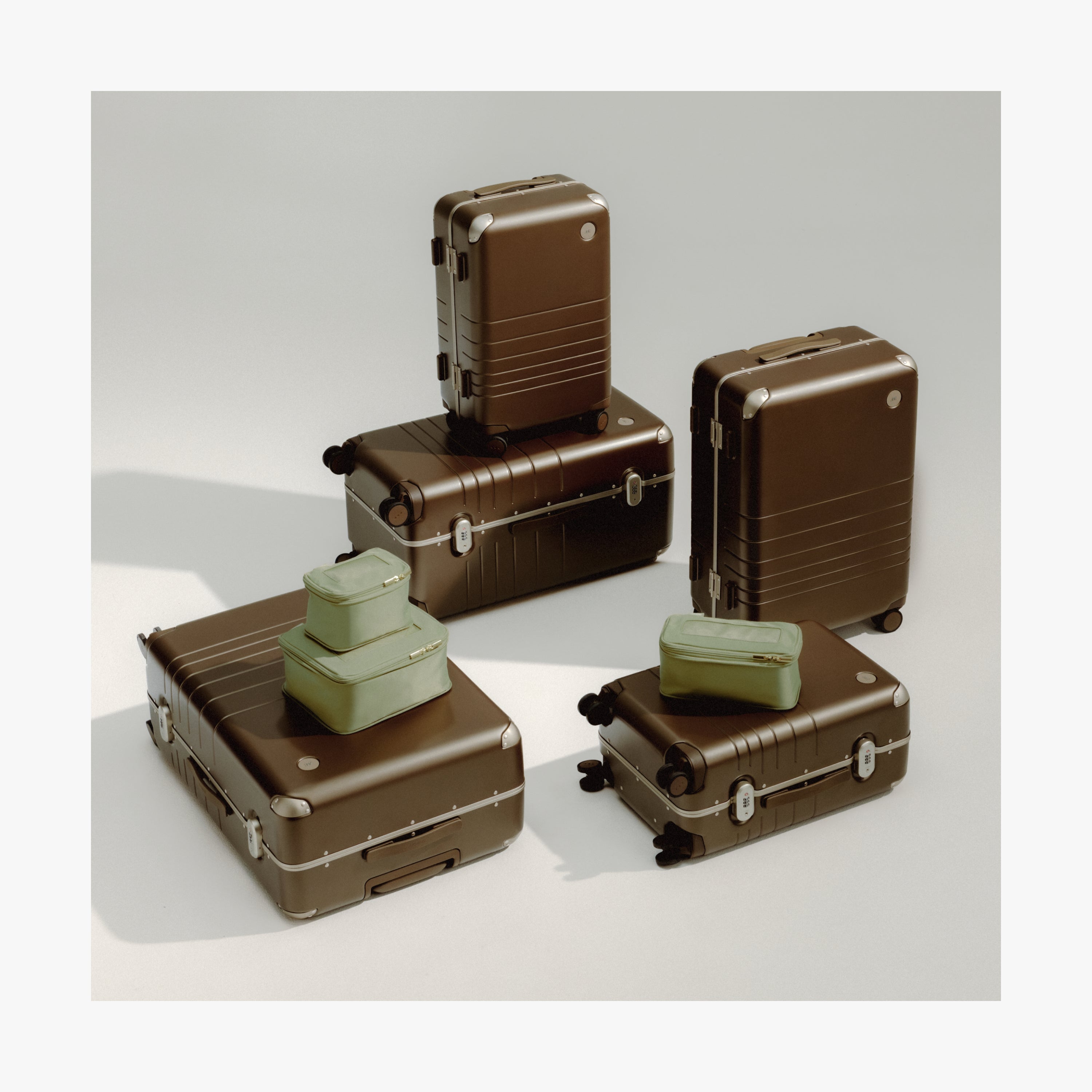Compressible Packing Cubes | Monos Travel Accessories