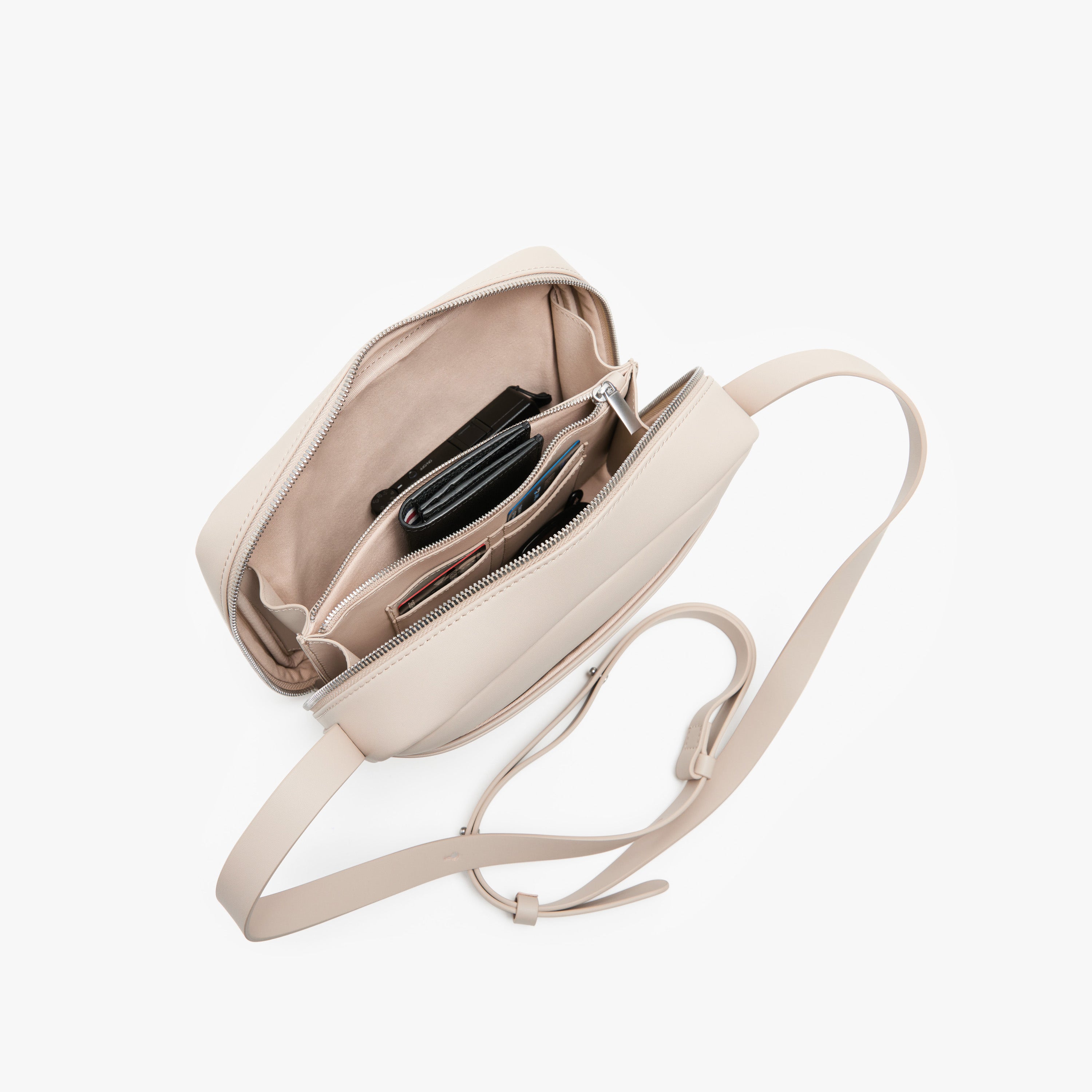 Metro Crossbody, Vegan Leather Shoulder Bag | Monos Luggage & Bags